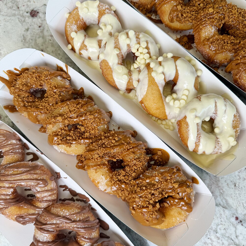 Sephra Duo Lane 240 Commercial Donut Machine & Case of Mix